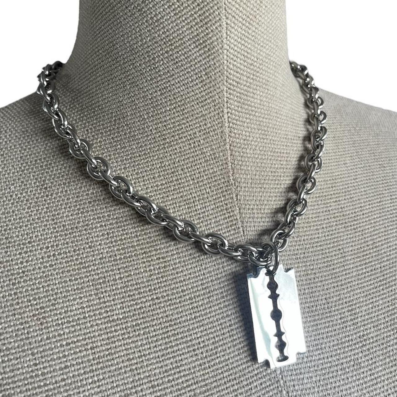 RAZORBLADE BIG ROLO CHAIN🖤🩸 Details: - about 17”... - Depop