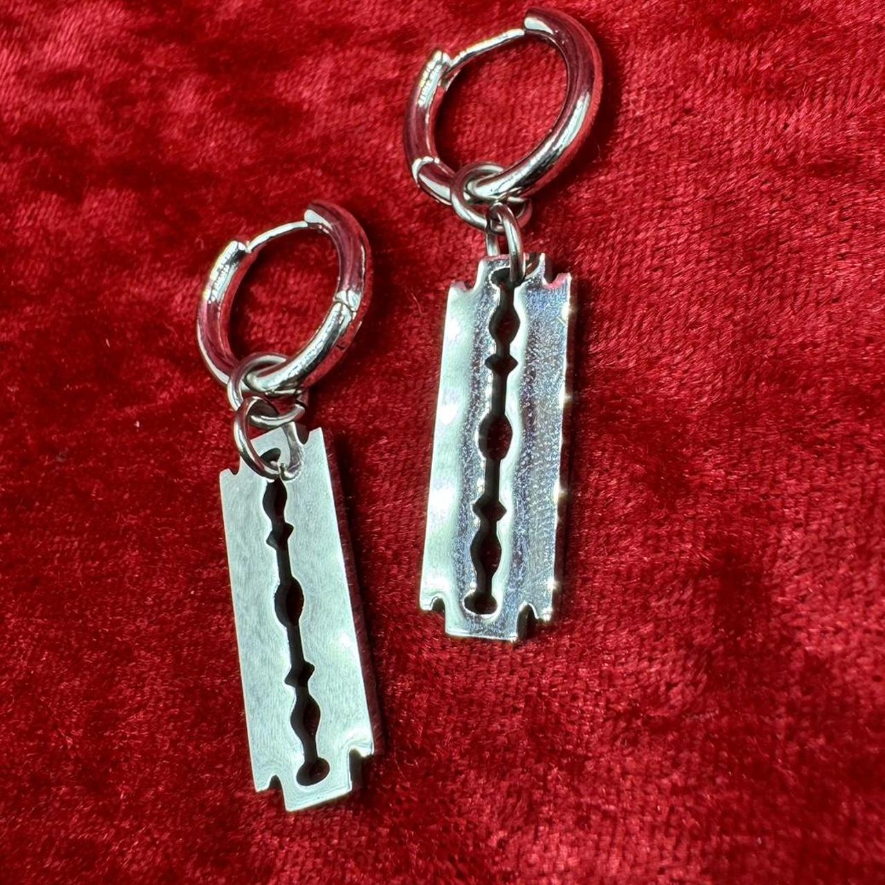 MINI RAZORBLADE CHARM CHUNKY HOOP EARRINGS... - Depop