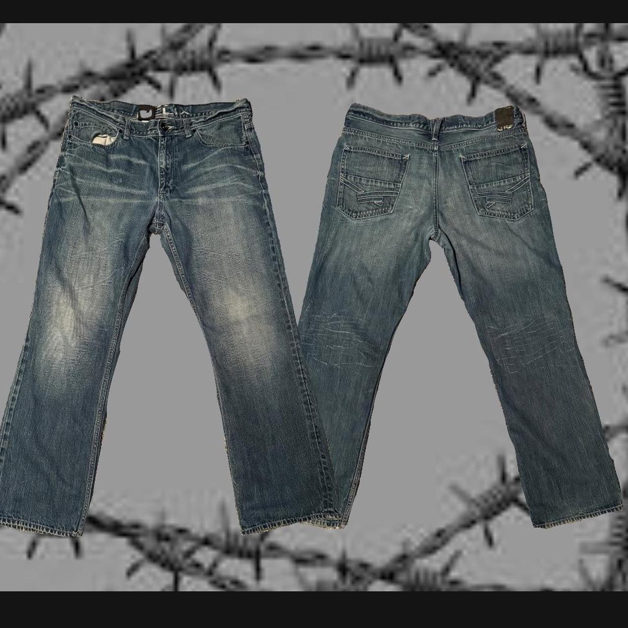 Helix Jeans Sz 36-32 Cool Wash and detailed on back... - Depop