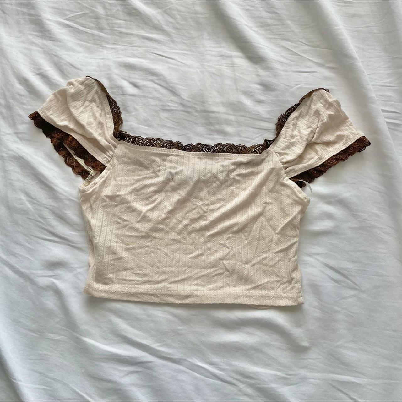 Women's Cream Crop-top | Depop