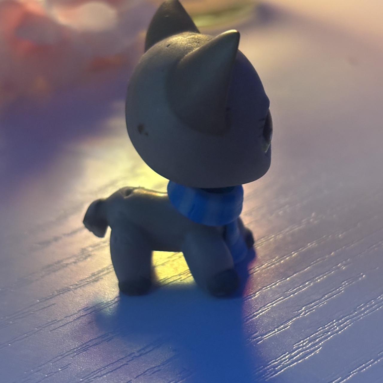 littlest pet shop LPS shorthair cat 483 authentic!... | Depop