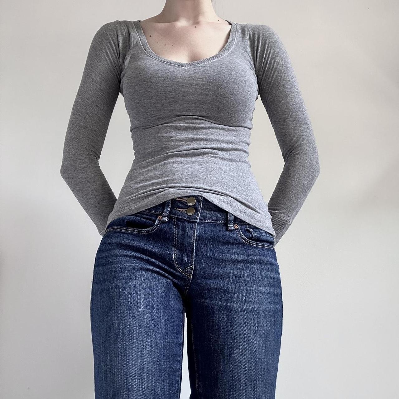 Abercrombie long sleeve top . Cutest Abercrombie v... - Depop