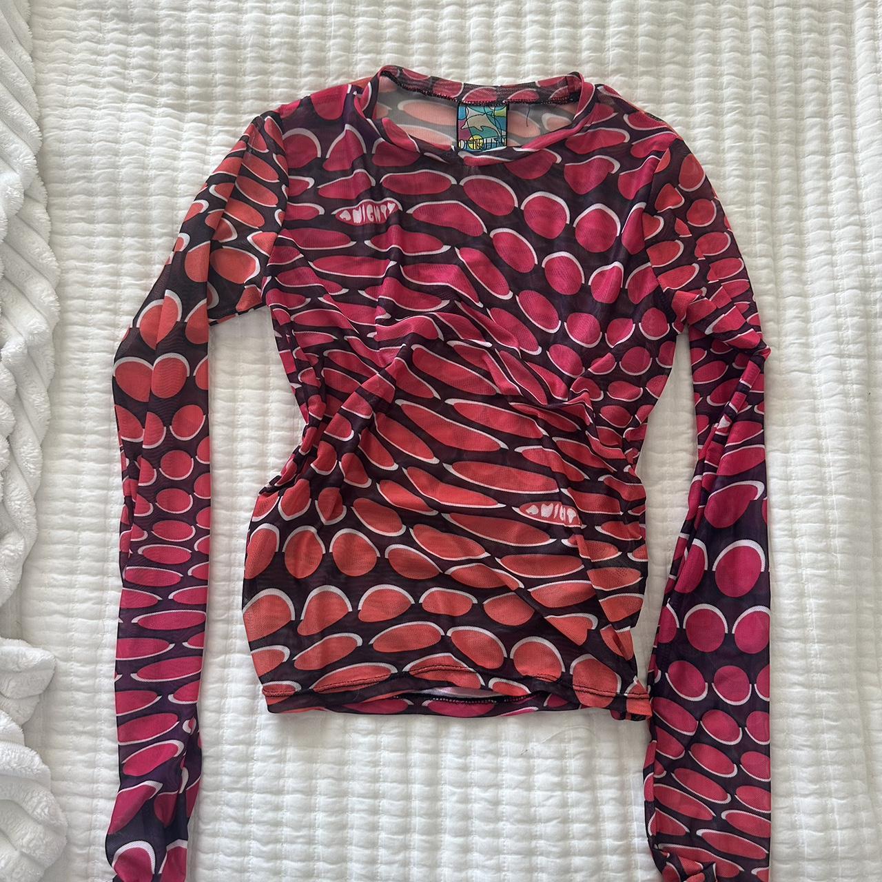 omighty mesh long sleeve size small - Depop