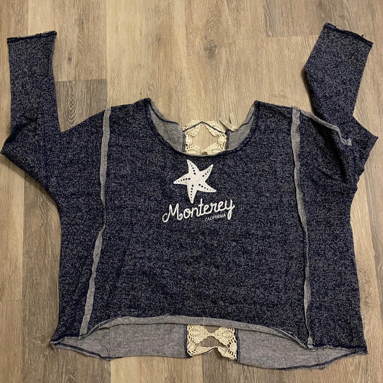 Monterey cropped throw over 🐚 - Great for the beach... - Depop