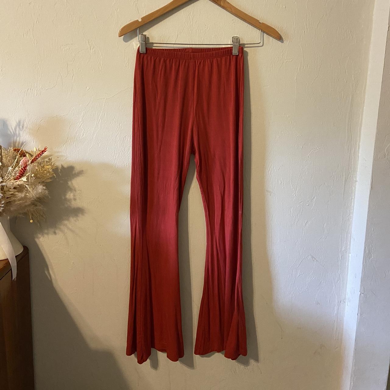 Hara the label flares Xs but could fit a small as... - Depop