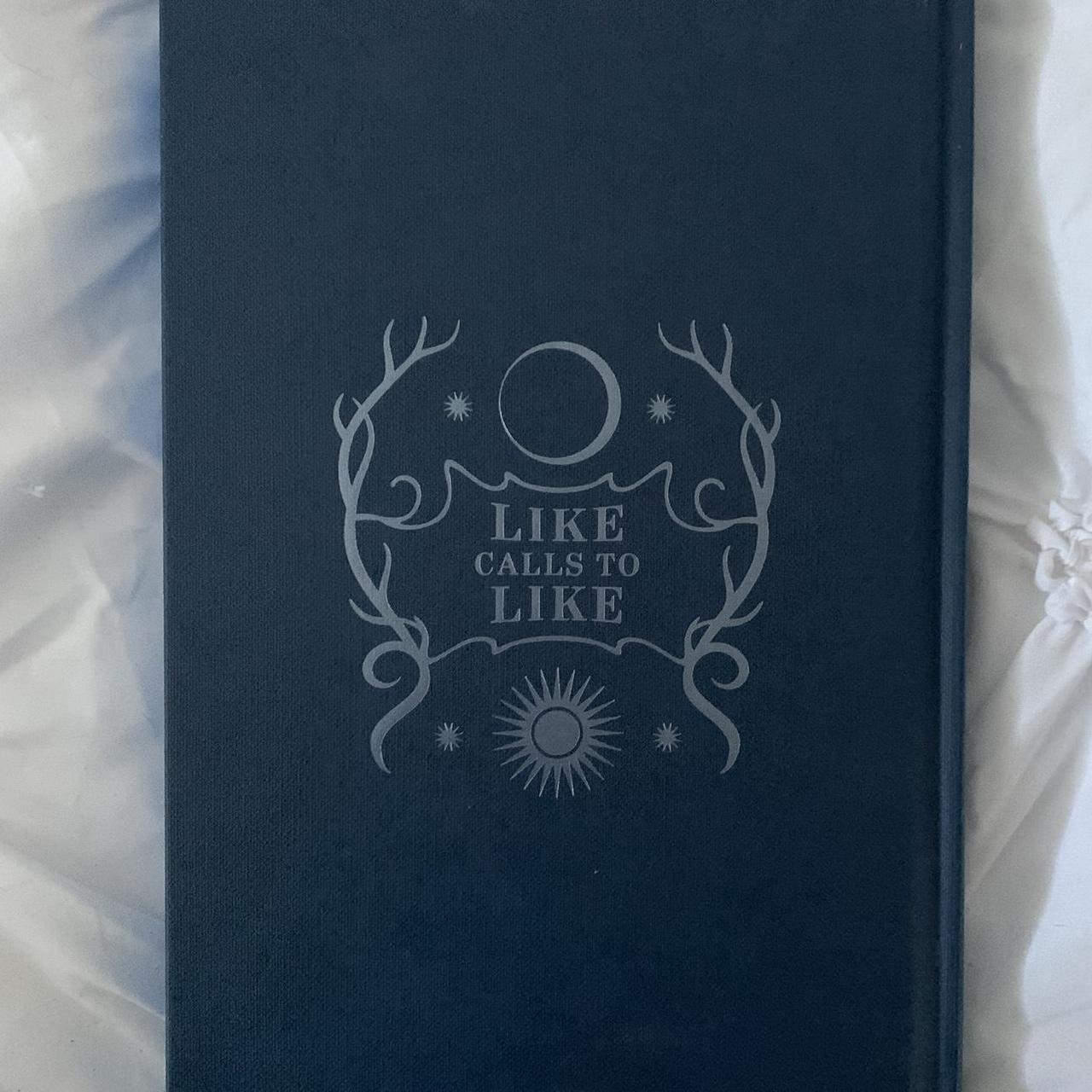 shadow and bone hardcover book #1 collectors... - Depop