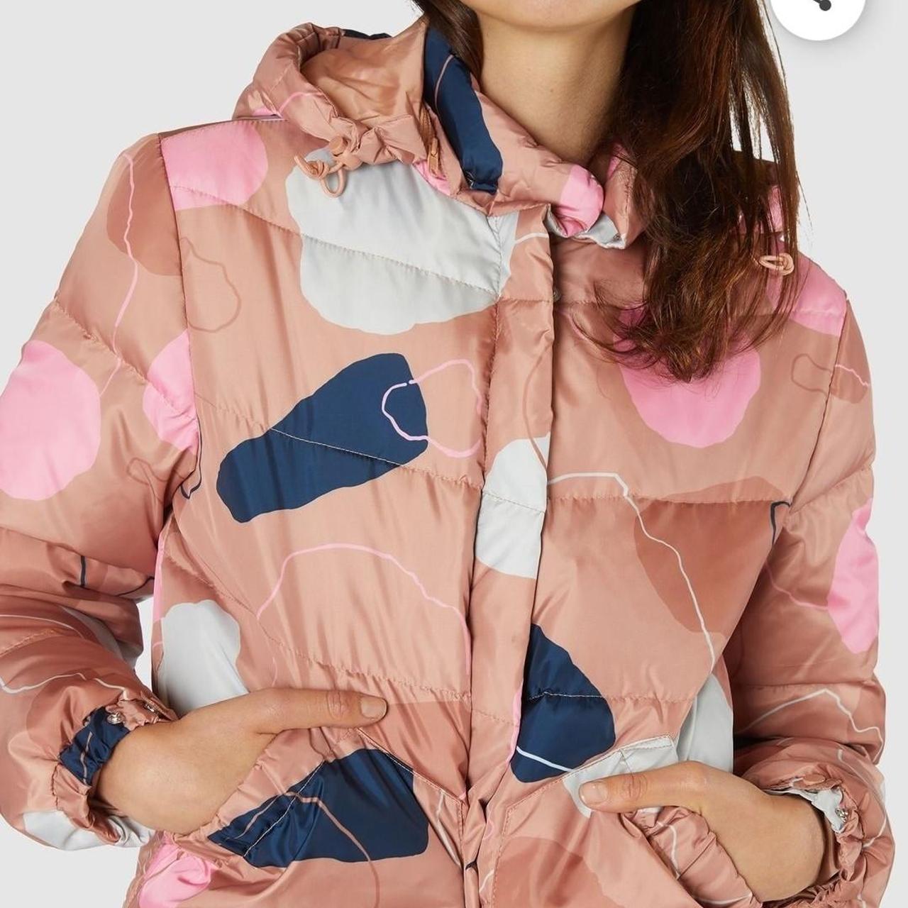 Stunning size 6 Rock Solid Gorman puffer jacket.... - Depop