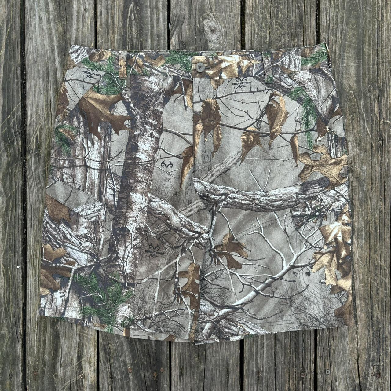 Vintage Y2K Baggy Realtree Cargo Jorts Shorts Size... - Depop