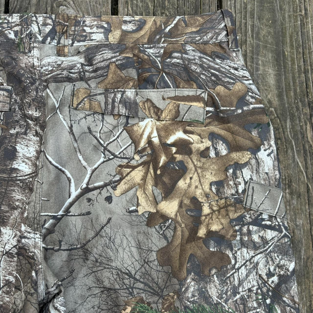 Vintage Y2K Baggy Realtree Cargo Jorts Shorts Size... - Depop