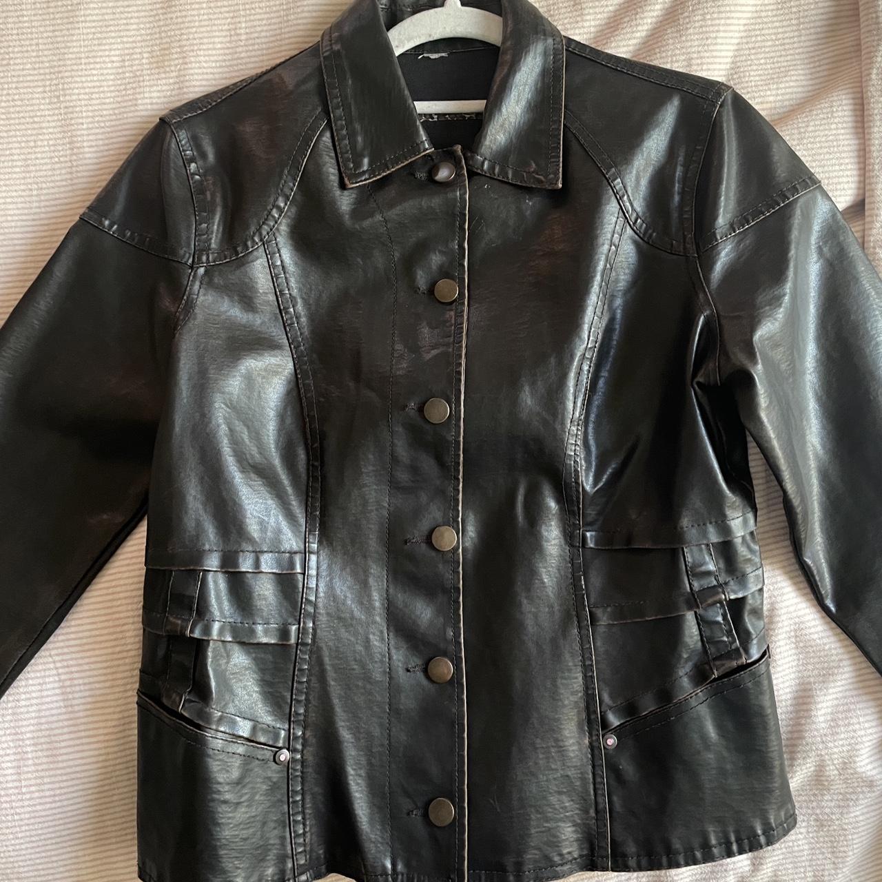 Leather jacket! (Stiff leather can be fixed with... - Depop