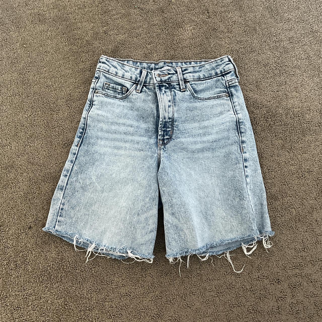 high rise light wash denim jorts - Depop