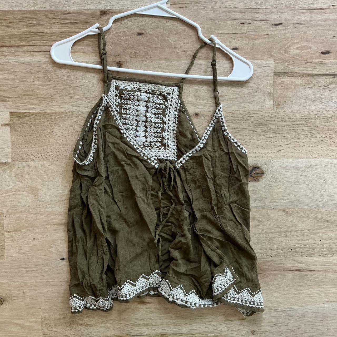 Ecote Women's Green Blouse | Depop