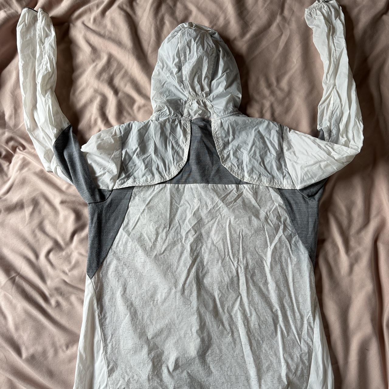 smart wool light rain jacket ‼️FREE... - Depop