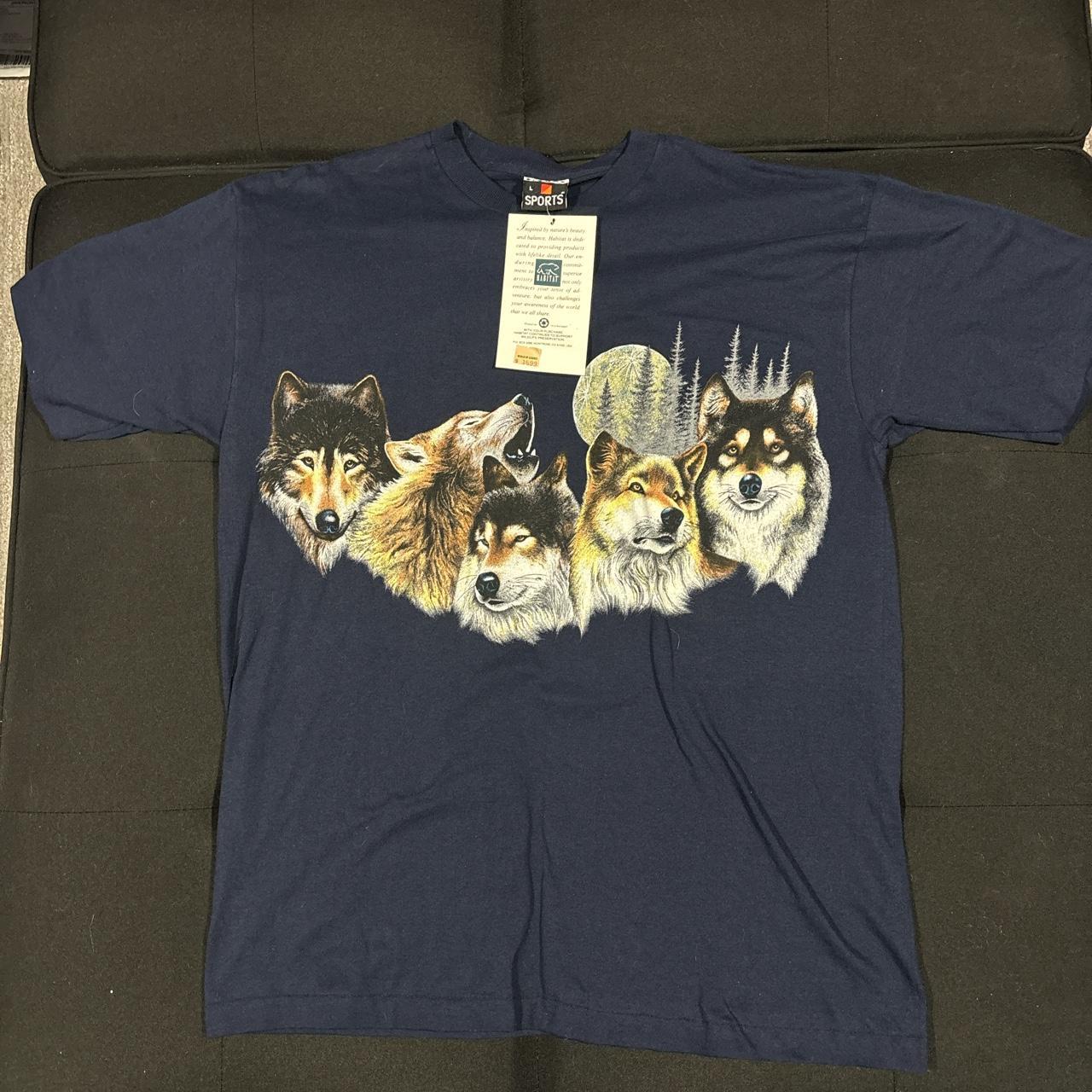 Vintage 90s 5 wolves t shirt size Large(single... - Depop