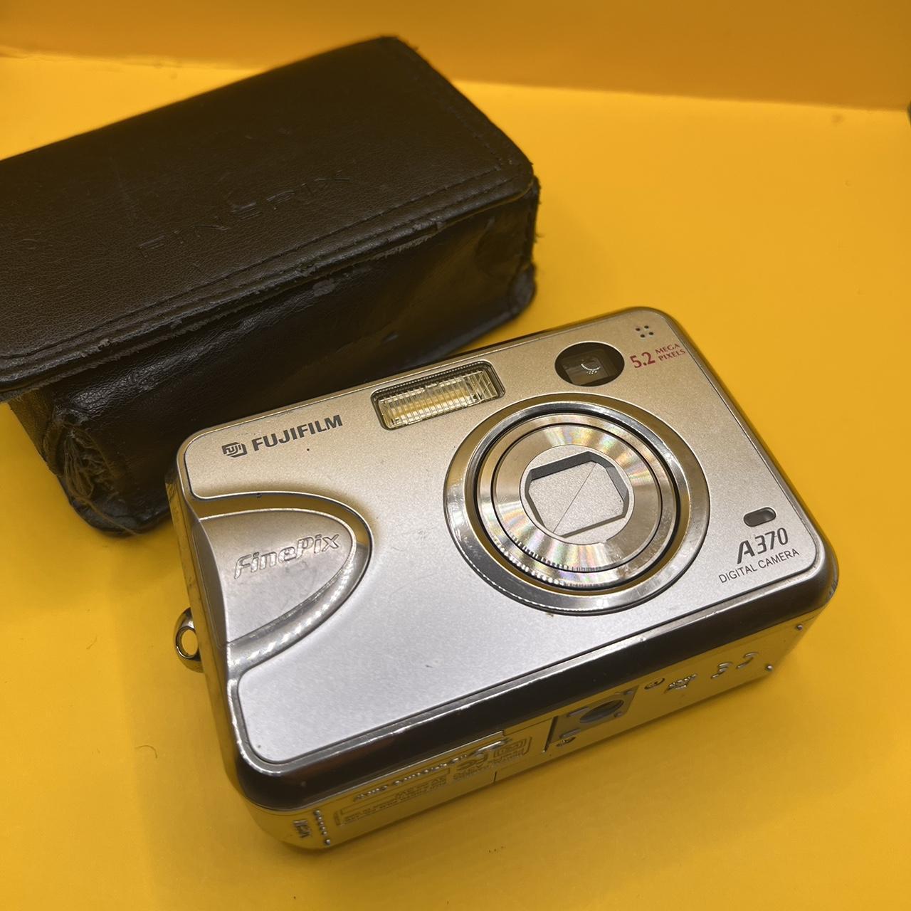 Fujifilm finepix A370 vintage digital camera... - Depop