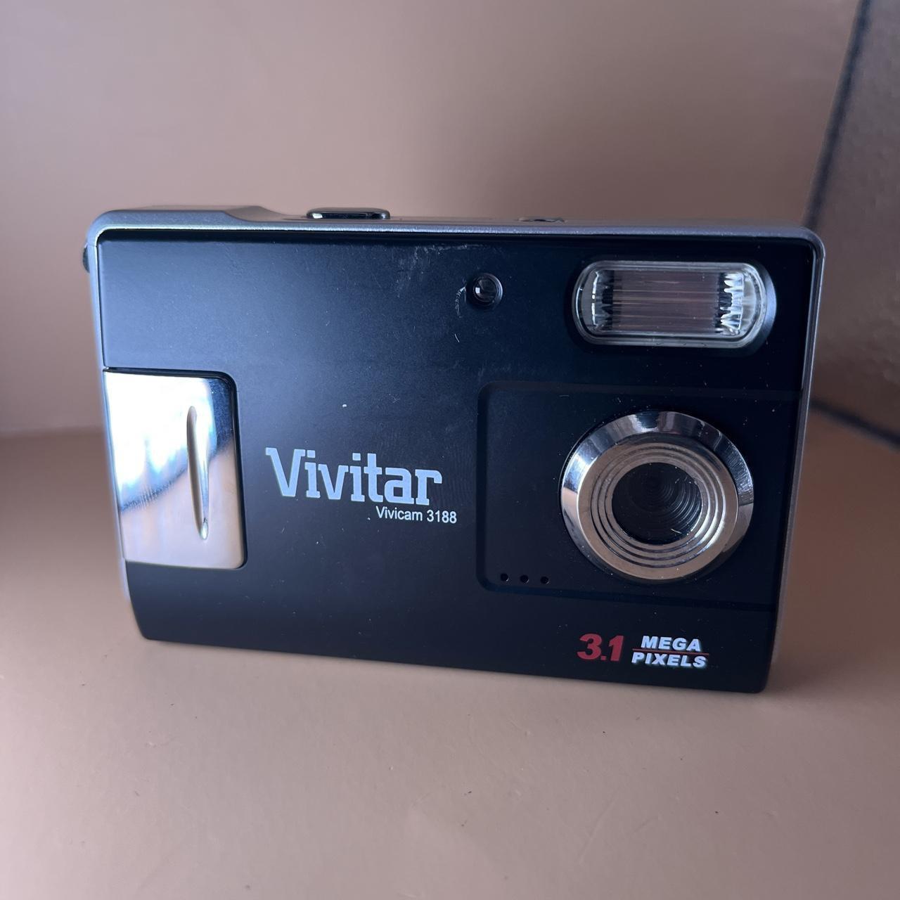 Vivitar vintage digital camera bundle This... - Depop