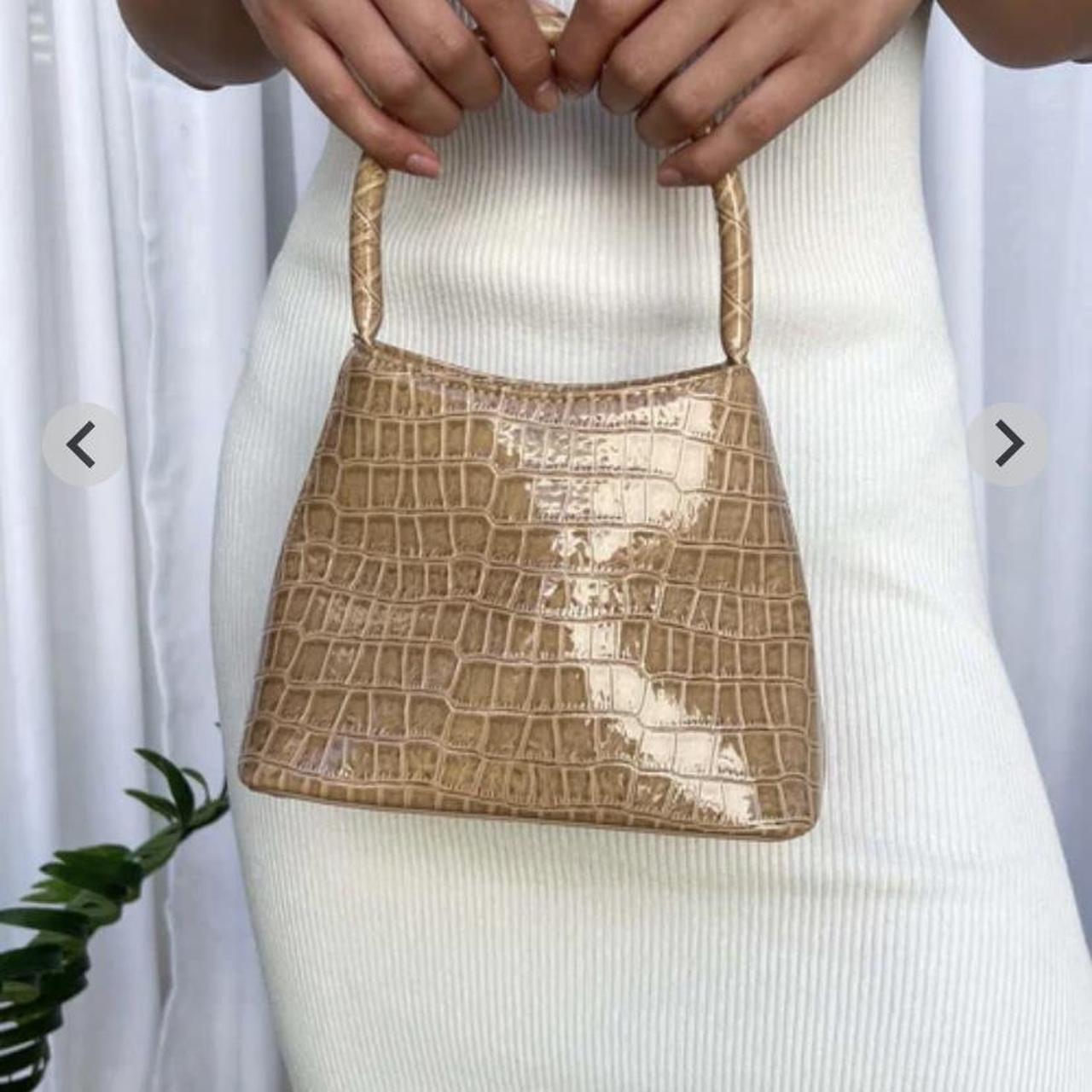 Billini Clover Handbag In new condition - Depop