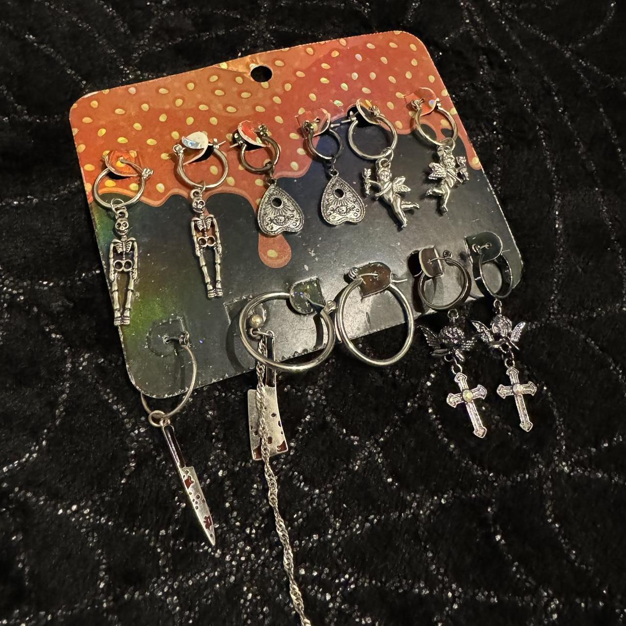 6 pairs of Hot Topic earrings. All are safe on... - Depop