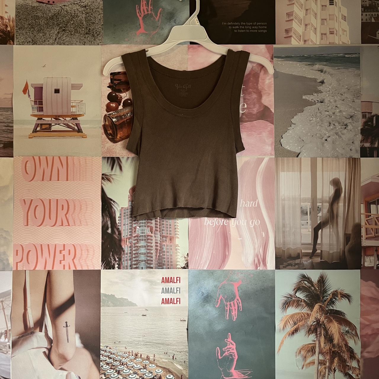 blue cropped tank - Depop