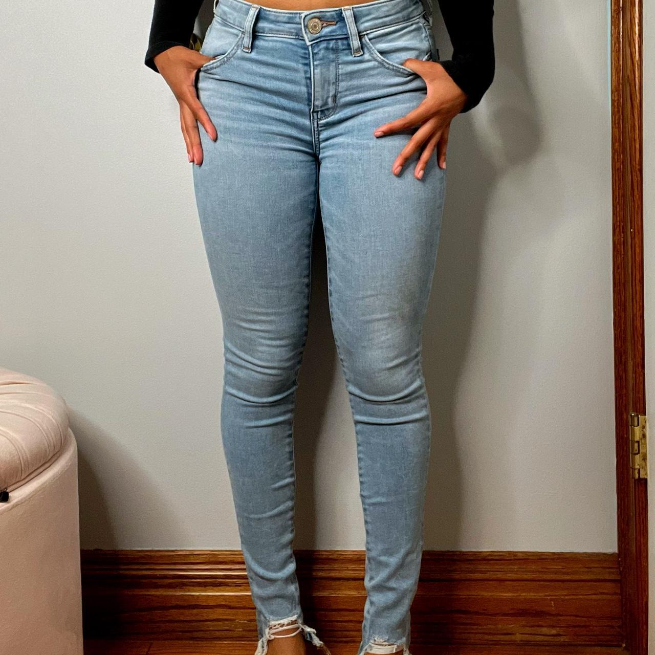 Low Rise Light Wash American Eagle Jeans With Rips Depop