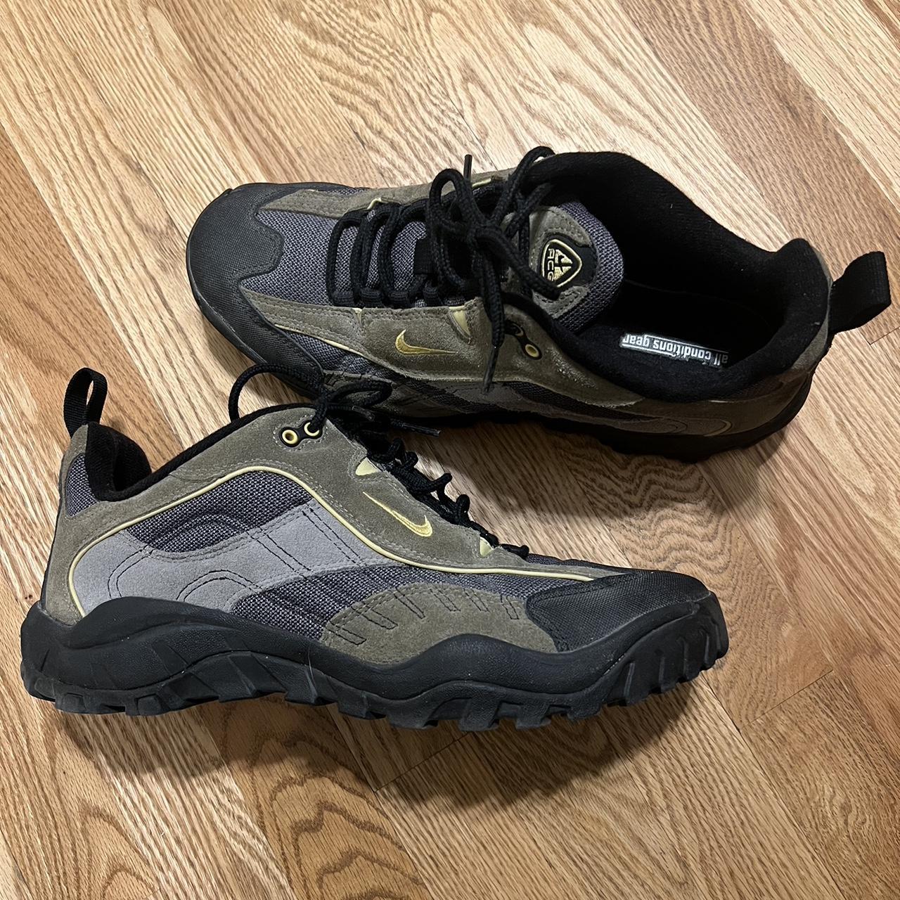 Vintage Y2K Nike ACG trail shoe Amazing condition,... - Depop
