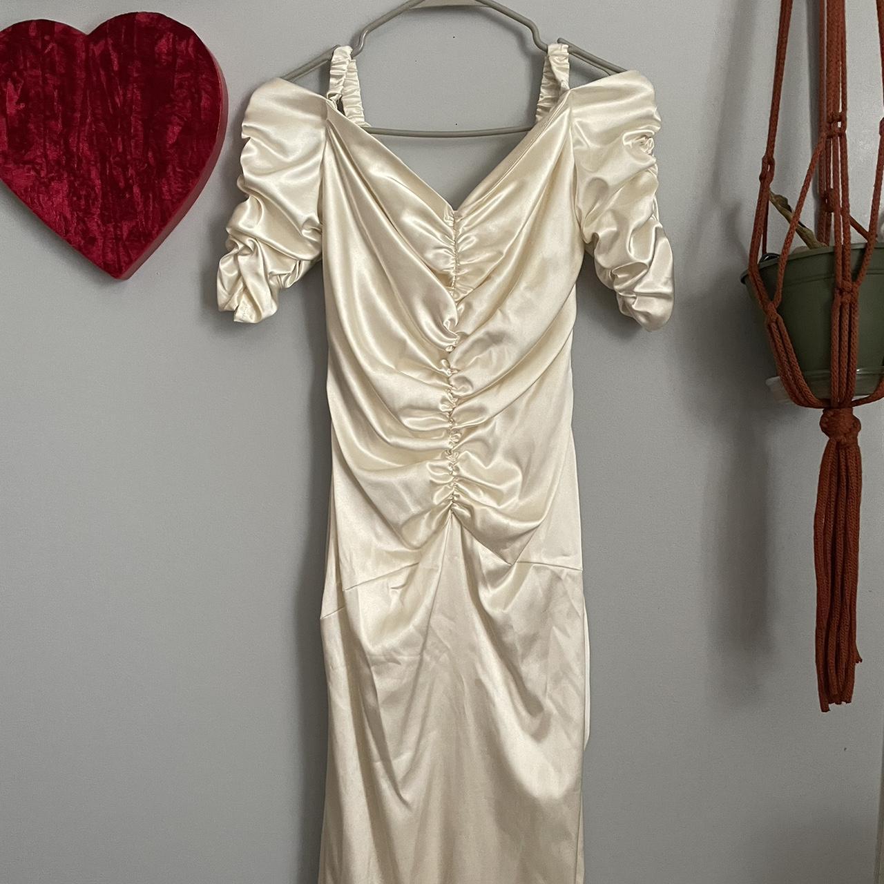 Vintage Jessica McClintock Cream Satin Off the... - Depop