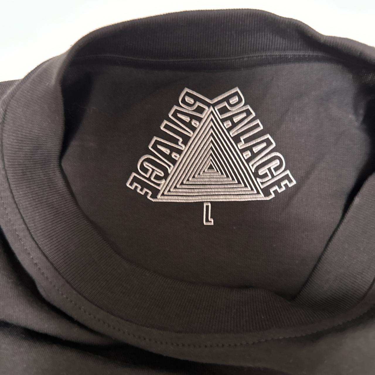 Men’s Large Palace tee - Depop