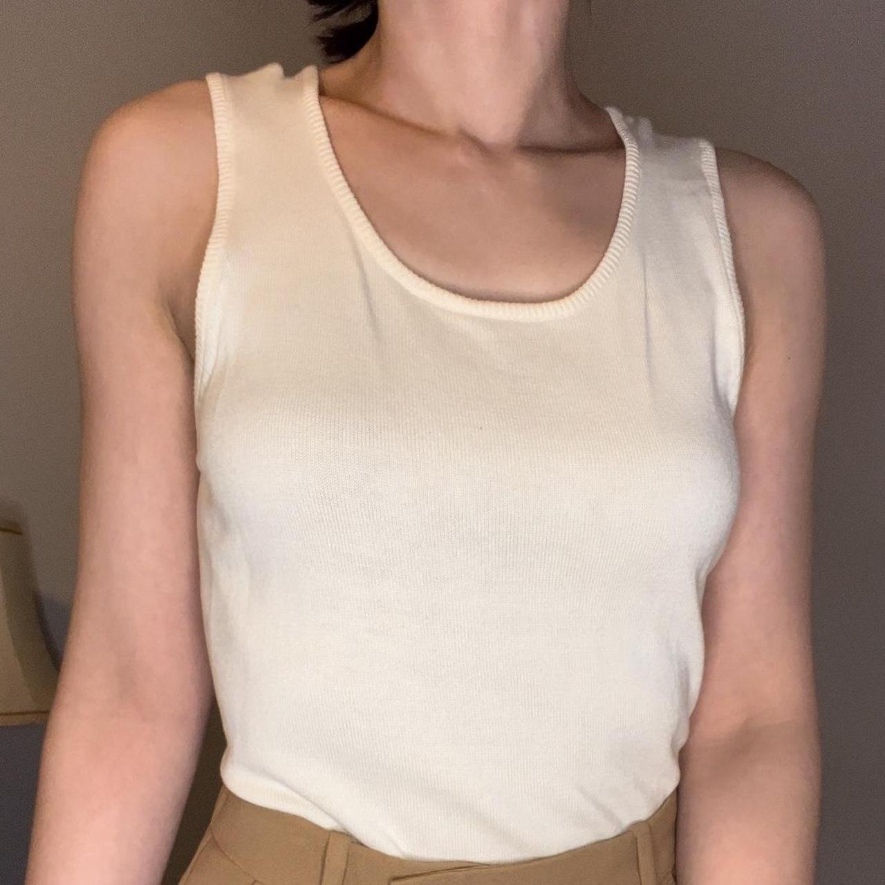Creamy white knit tank top by Jaclyn Smith Size... - Depop