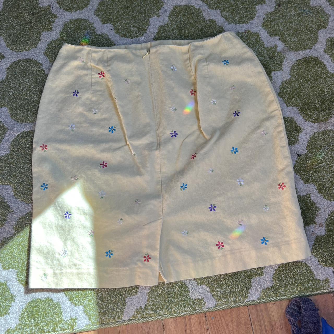 talbots pastel yellow skirt with embroidered flower... - Depop