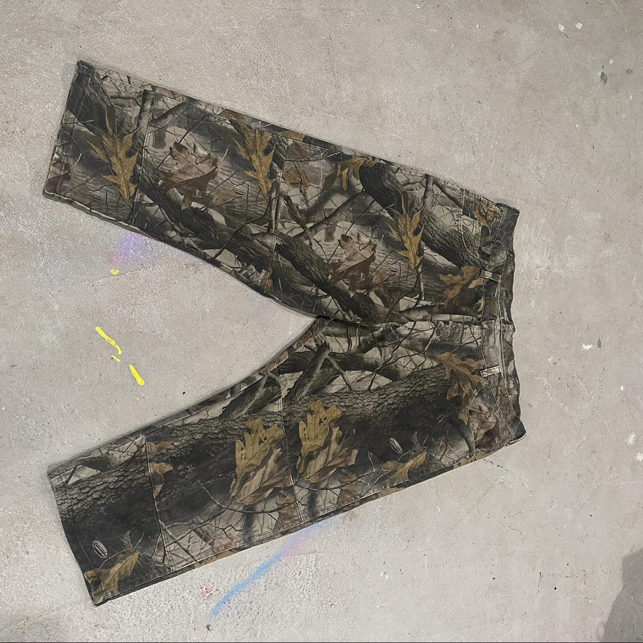 Wrangler Real Tree pants 42 x 30 Baggy fit Dope pair... - Depop