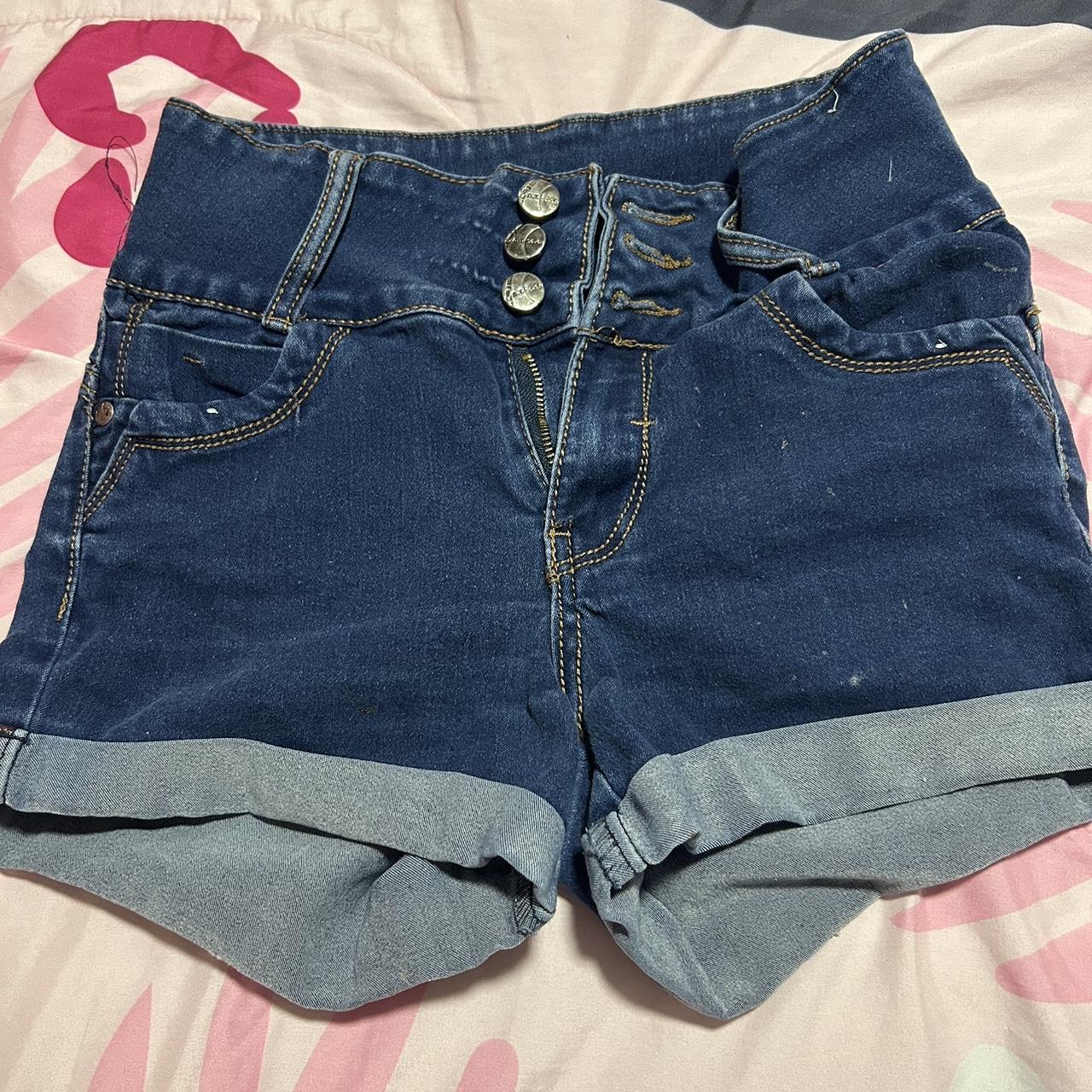 Women's Shorts | Depop