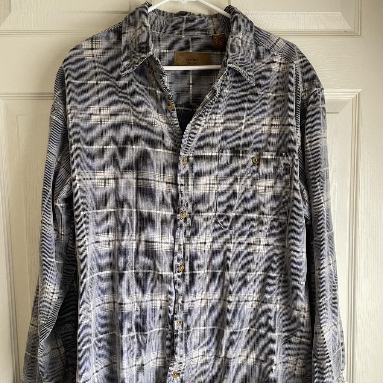 Unique flannel with an underlay effect Size XL $14 - Depop