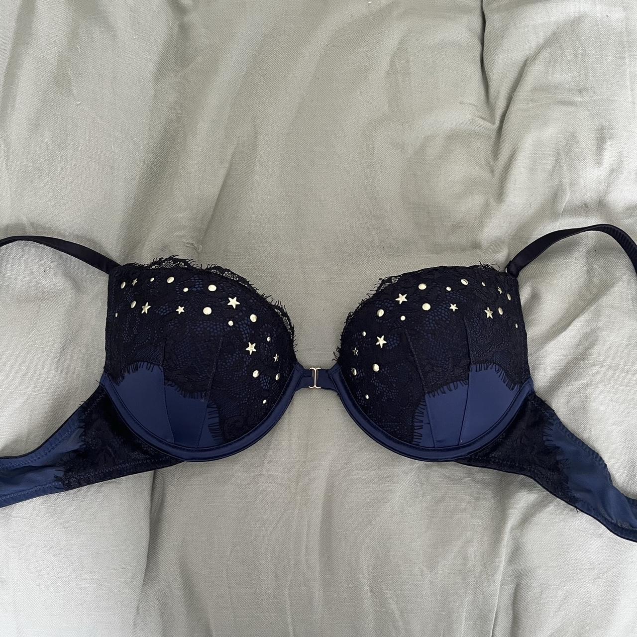 Bras n things bra size 12B, is a push up. Never worn. - Depop