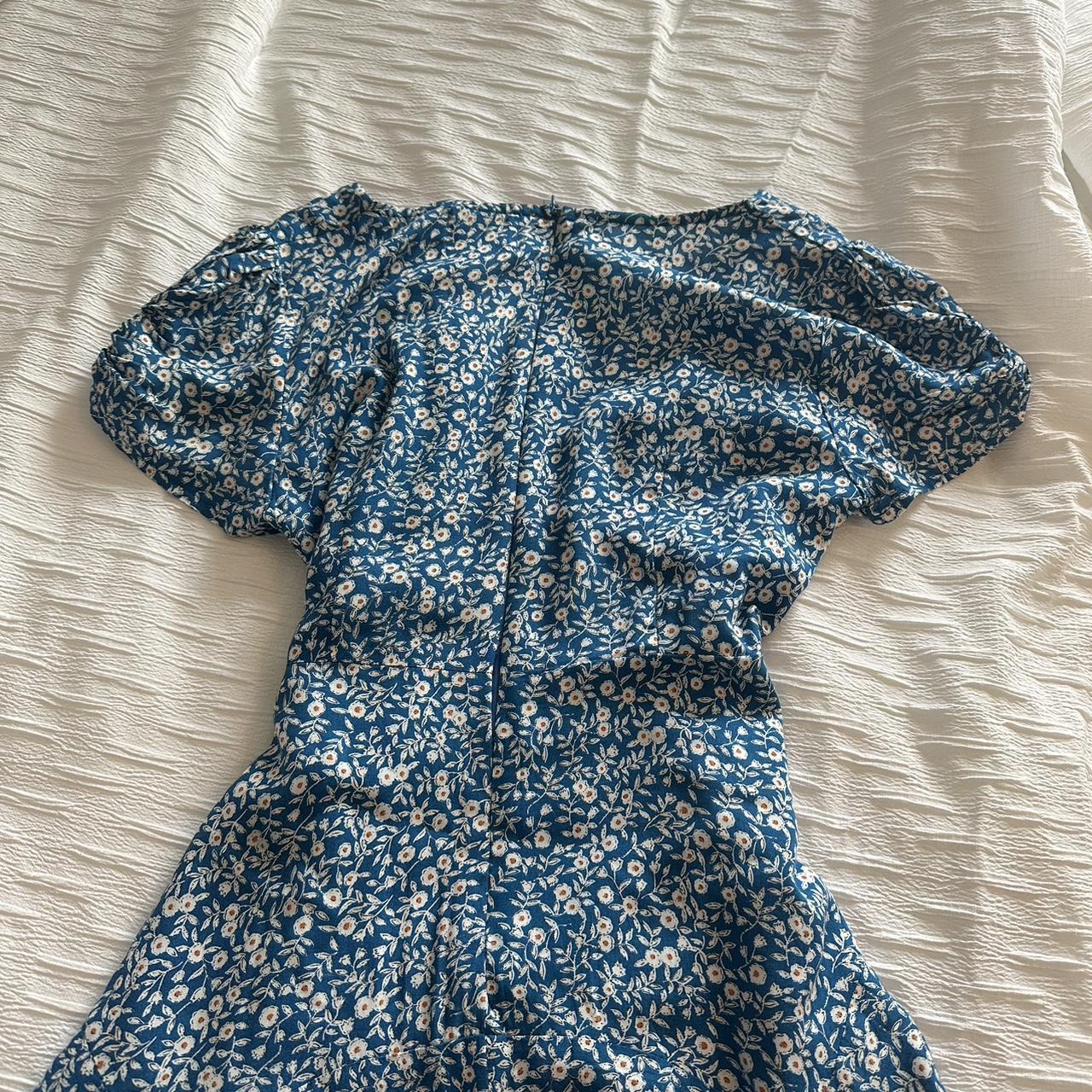 princess polly blue floral mini dress! super cute... - Depop