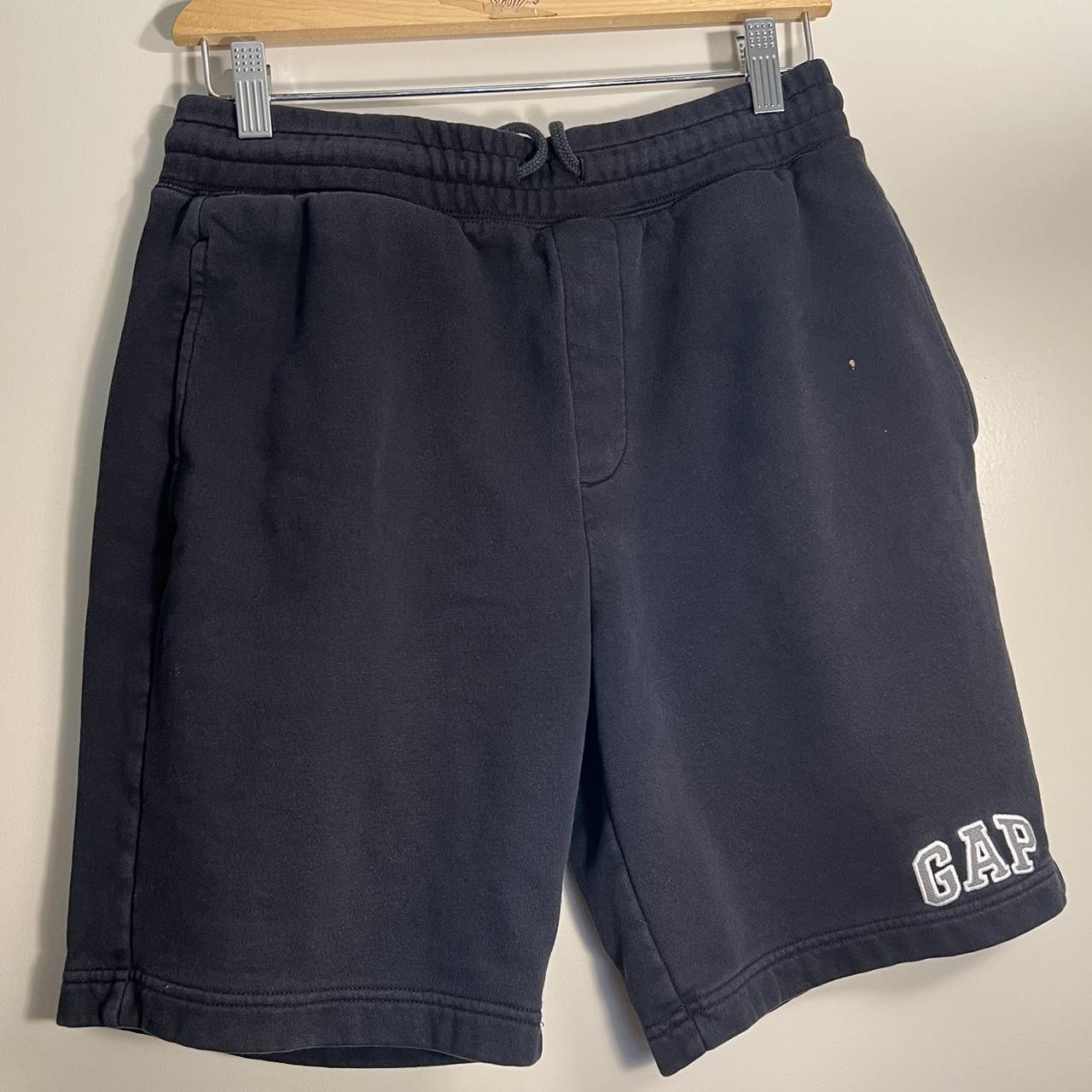 Black GAP shorts -size: S -condition/flaw: used and... - Depop