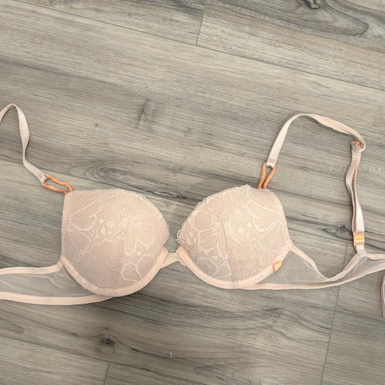 VICTORIA SECRET pale pink and peach lace bra. Size... - Depop