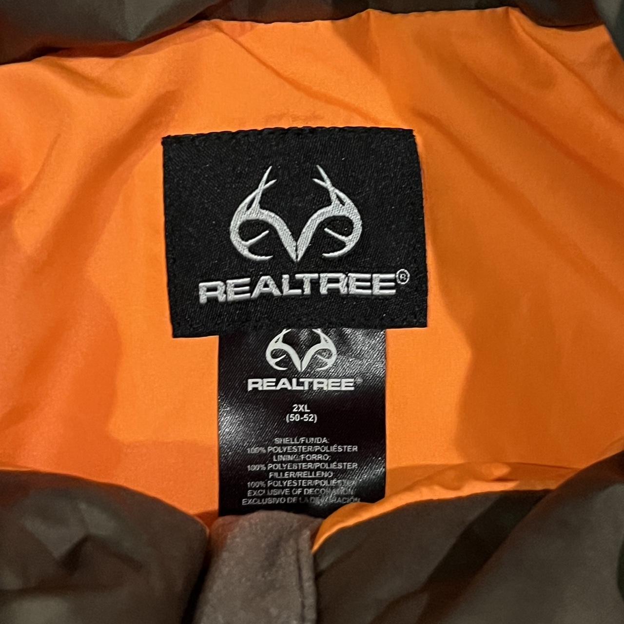 Realtree Camo Puffer Jacket Size: 2XL Only flaw is... - Depop