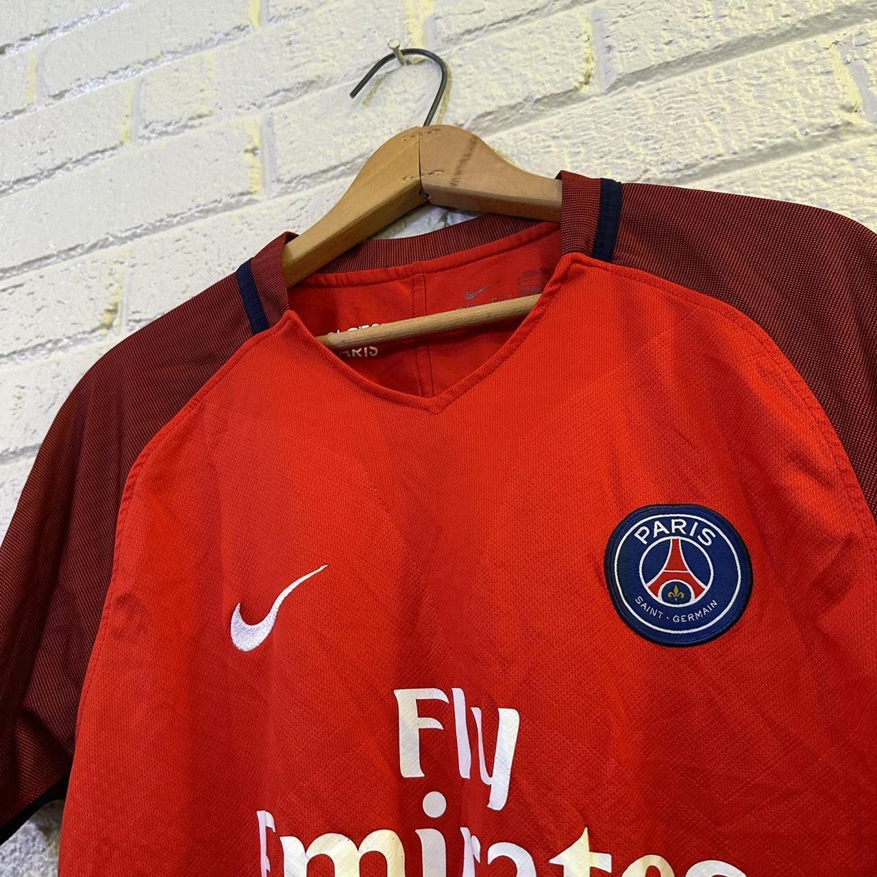 Vintage Nike PSG Fly Emirates Jersey Condition Good - Depop