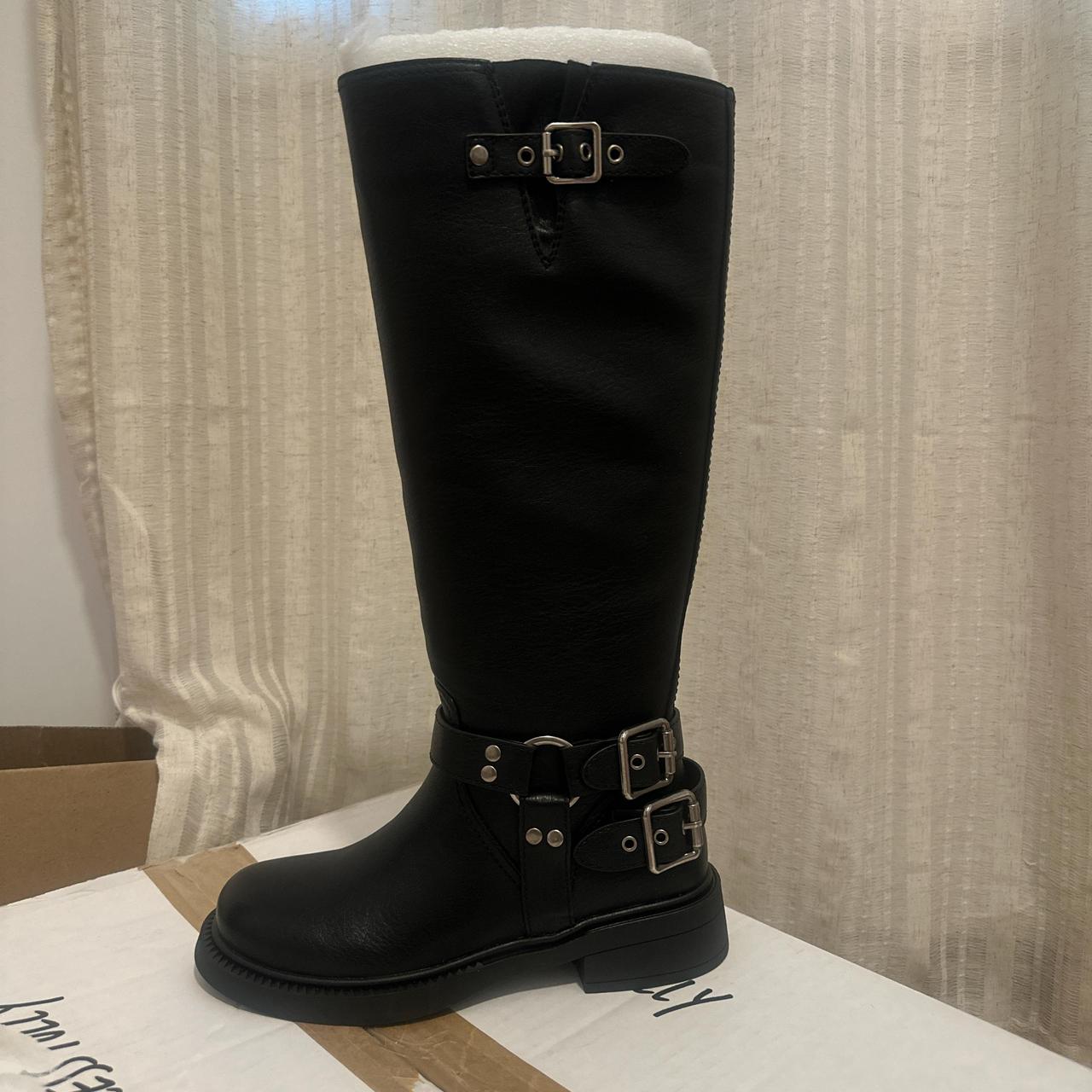 BILLINI KAYLEN RIDING BOOTS BLACK from princess... - Depop