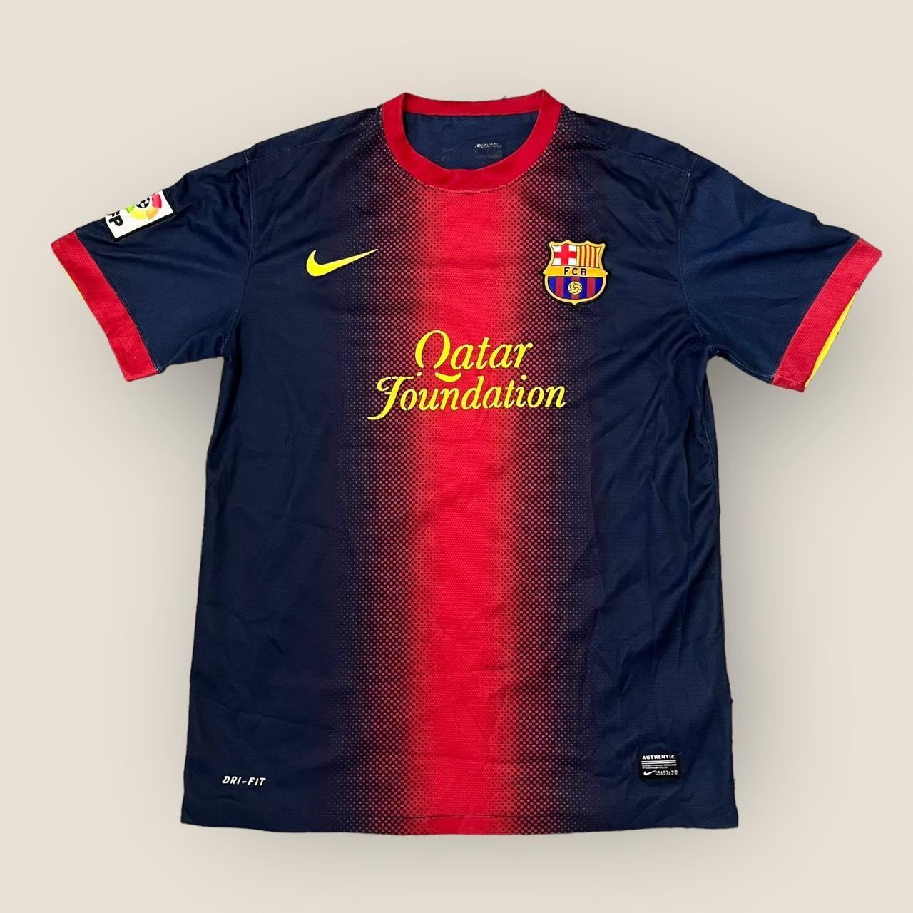 Y2K Nike FC Barcelona Messi Jersey 📏 Measurements:... - Depop