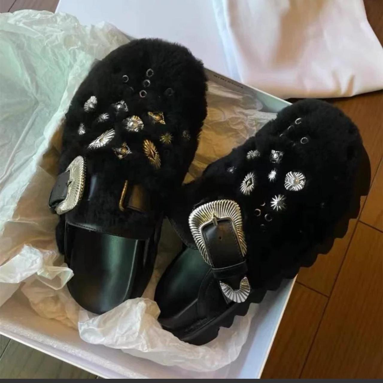 fluffy Gem slides. Supa cute just not my size, about... - Depop