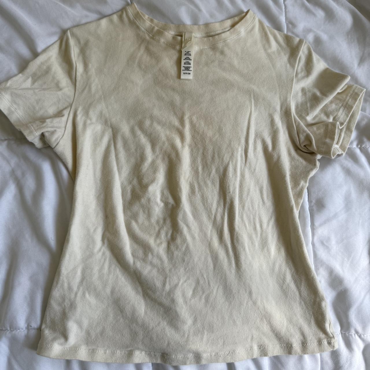 Cream, skims size medium top and perfect condition | Depop
