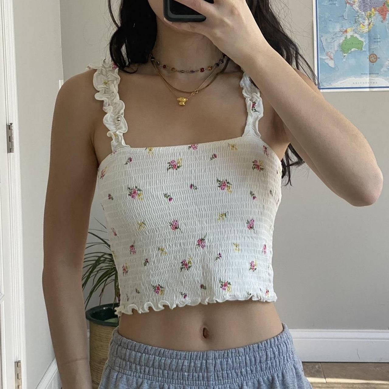 Flower ruched crop top: super comfortable and in... - Depop