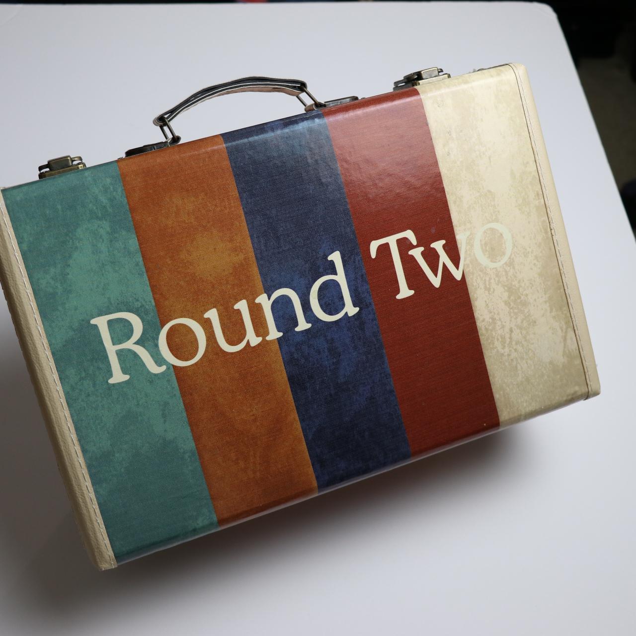 Round Two Store Trunk Breifcase Suitcase [unused] - Depop