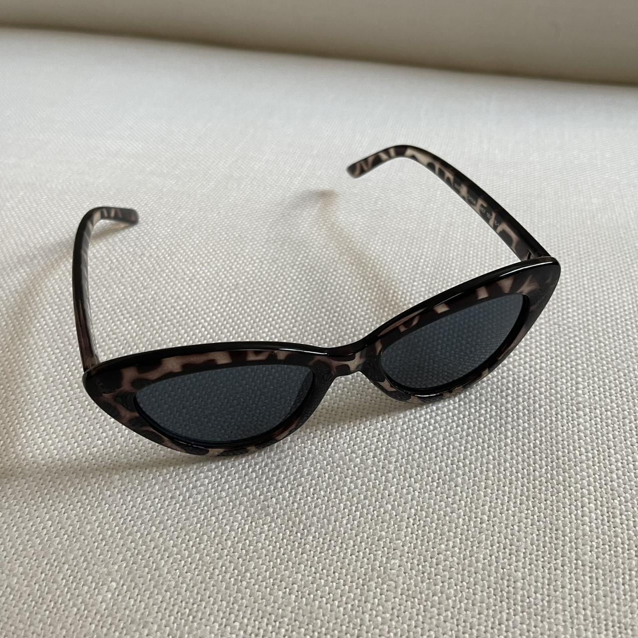 Tortoiseshell cat eye sunglasses with blue... - Depop