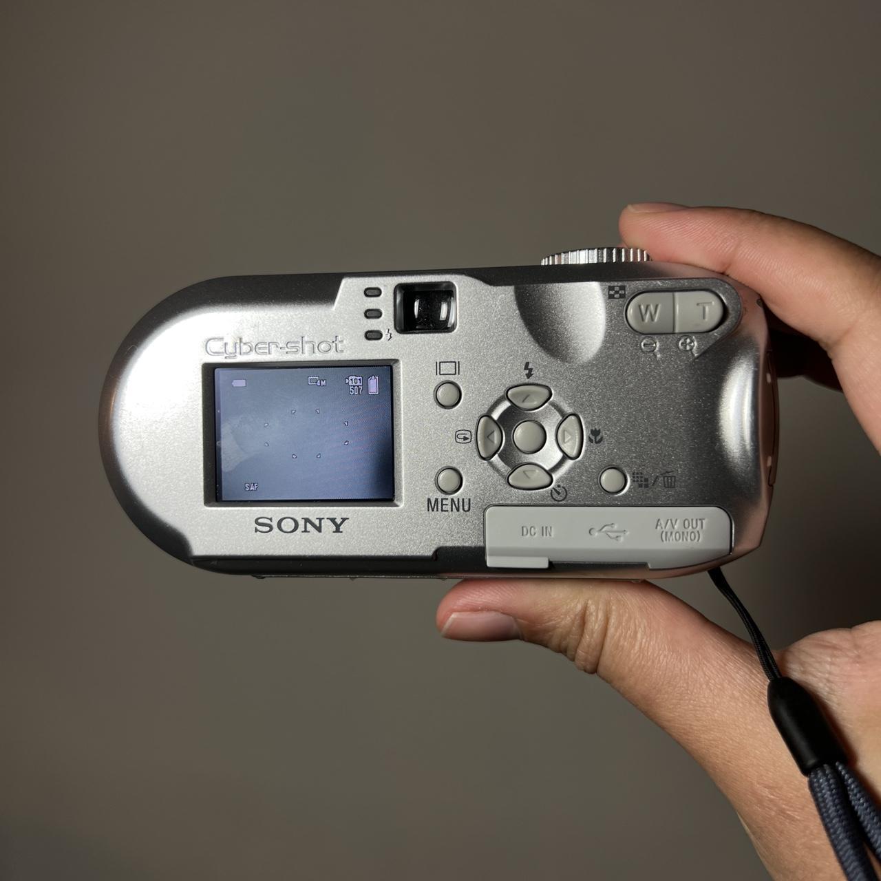 📷 Sony Cybershot DSC-P73 ⬆️ Check out the example... - Depop