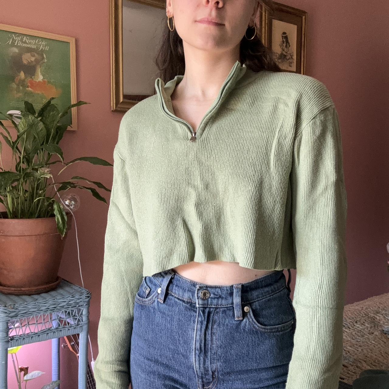 Green Pull over cropped PACSUN sweater. SUPER soft... - Depop