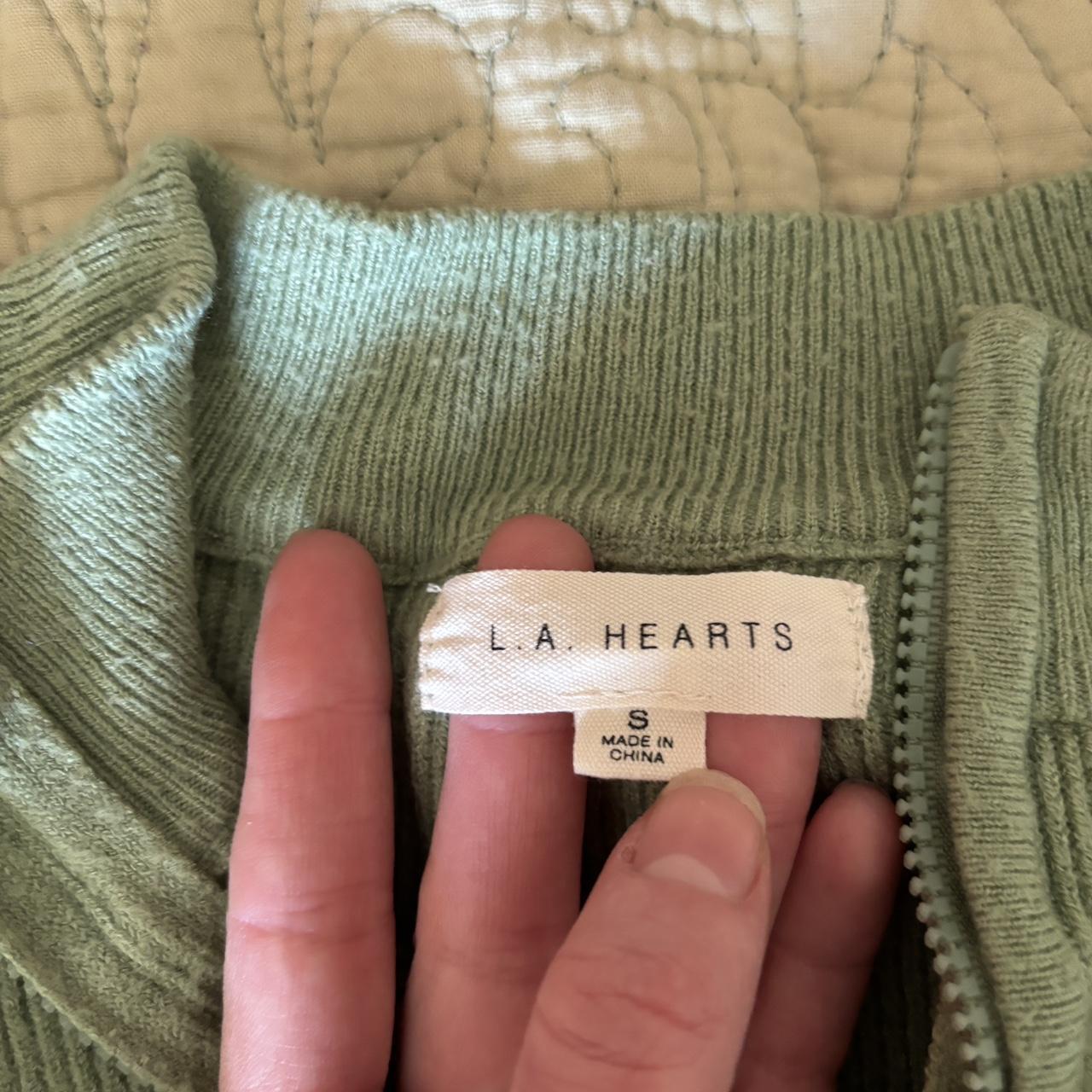 Green Pull over cropped PACSUN sweater. SUPER soft... - Depop