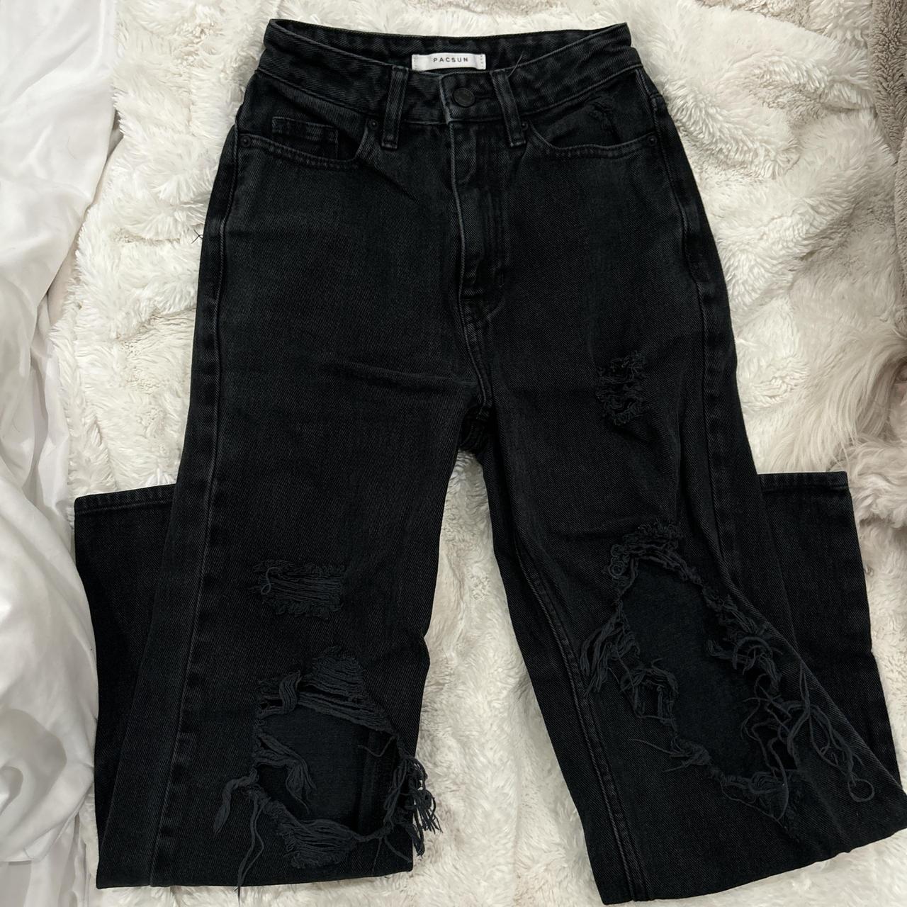 pacsun boyfriend ripped jeans - Depop