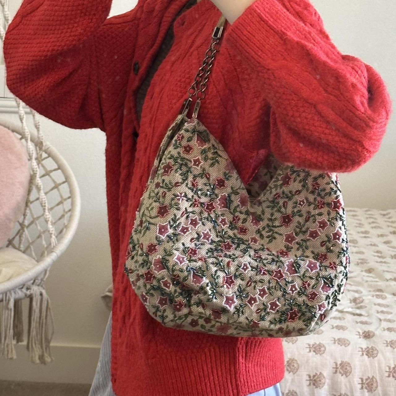 Vintage bedazzled purse! - Depop